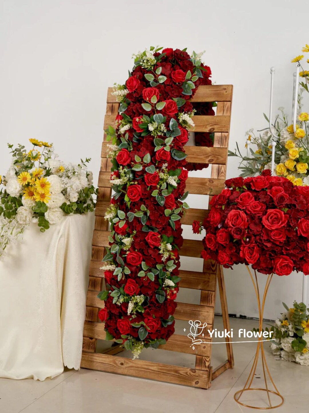 Red Wedding Backdrop Table Centerpiece Flowers Flower Arrangement Faux ...