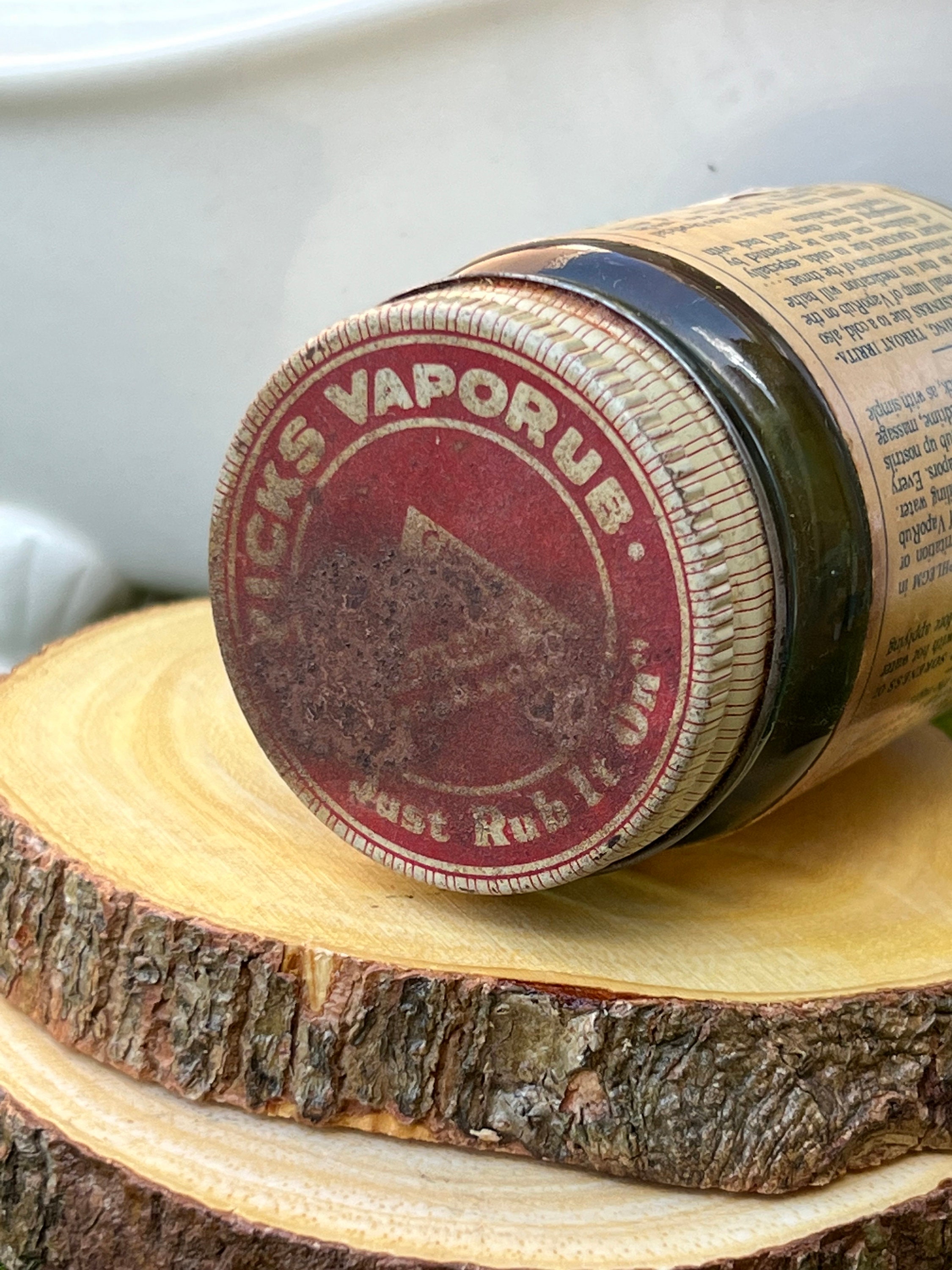 Vintage Vick's Vaporub Glass Jar With Product Still Inside Vintage ...