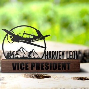 Custom Airplane Desk Name Plate Wedge Personalized Pilot Nameplate ...