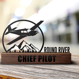 Custom Airplane Desk Name Plate Wedge Personalized Pilot Nameplate ...