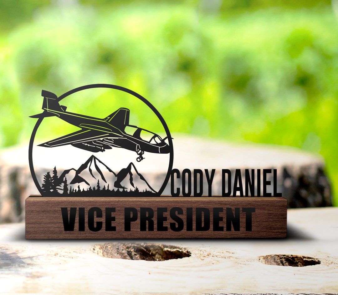 Custom Airplane Desk Name Plate Wedge Personalized Pilot Nameplate ...