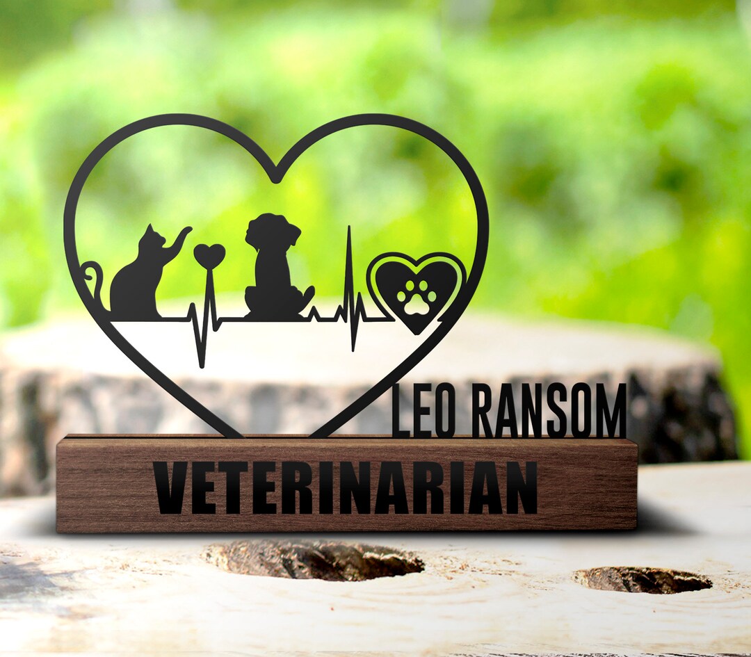 Custom Veterinarian Desk Name Plate Wedge Personalized Vet Tech ...