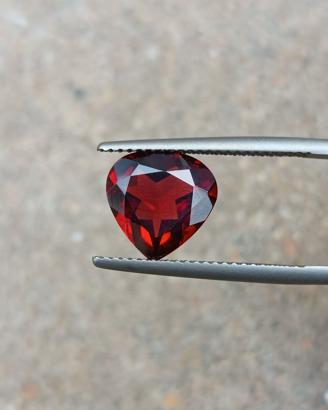 Natural Garnet Heart Shape 10x10mm Garnet Gemstone Faceted Cut Stone 3. ...