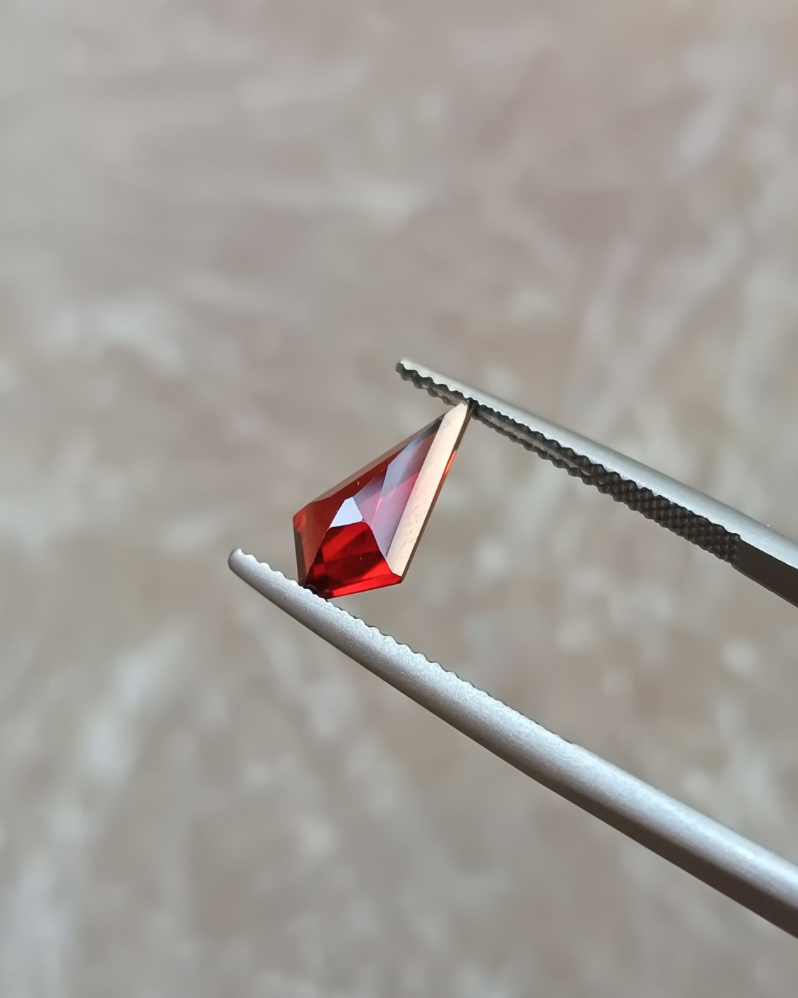 Natural Garnet Kite Shape Garnet 6x13x3.5mm Gemstone Faceted Cut Stone ...