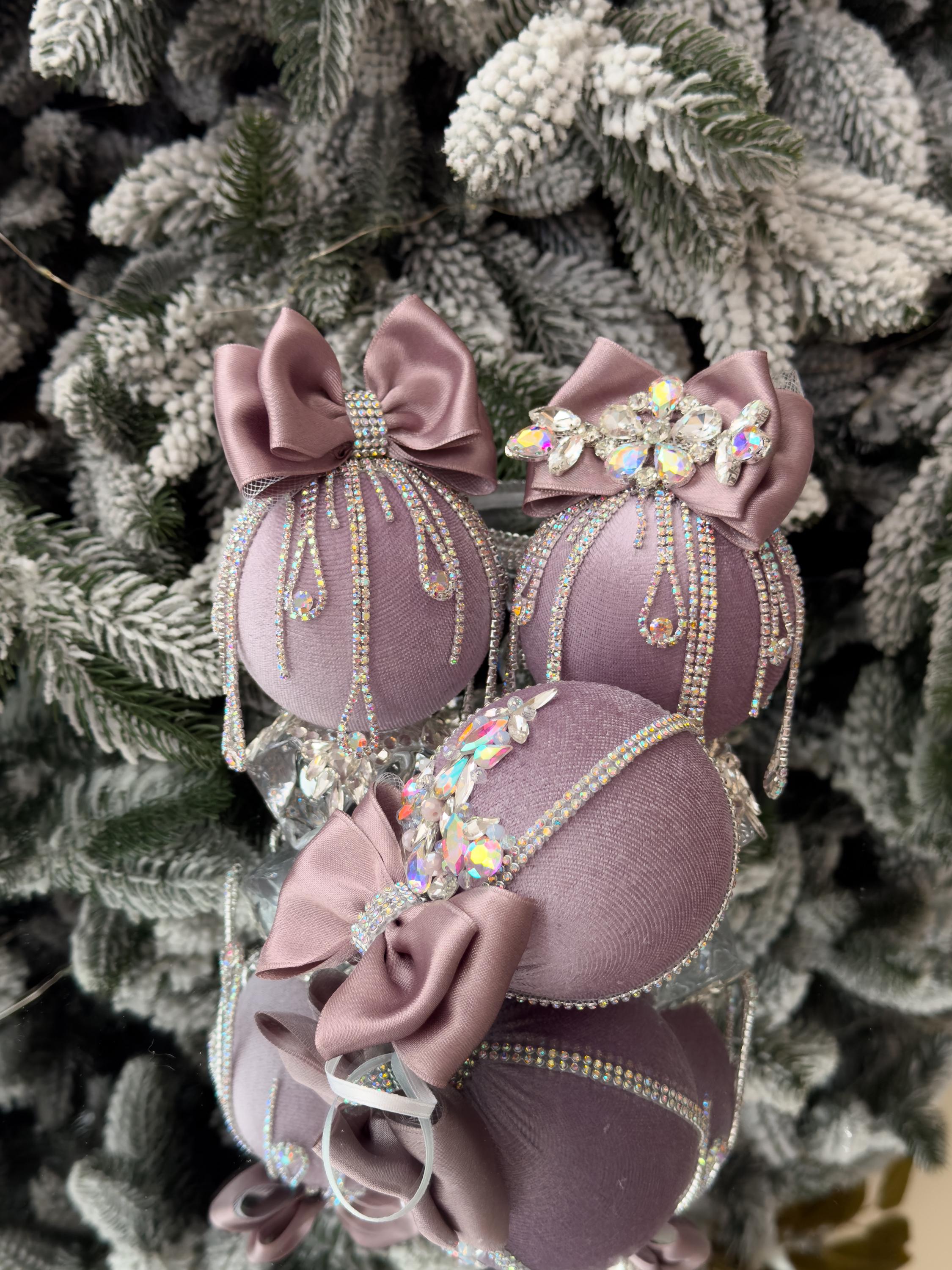 CHRISTMAS DUSTY MAUVE Tree Ornaments 3.15” Velvet Baubles for Holiday ...