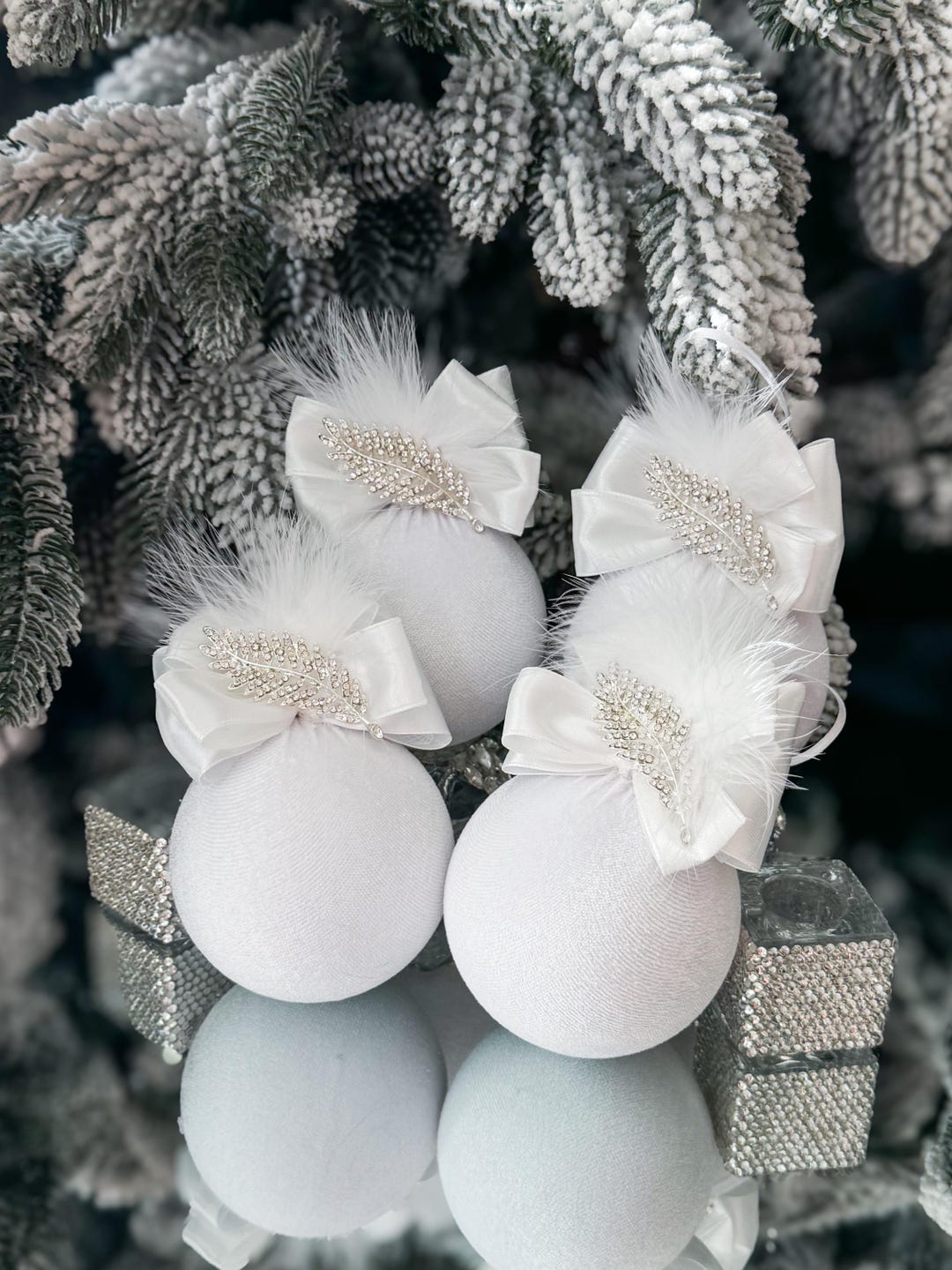 WHITE VELVET CHRISTMAS Decorations/snow White Xmas Tree Ornaments/white ...