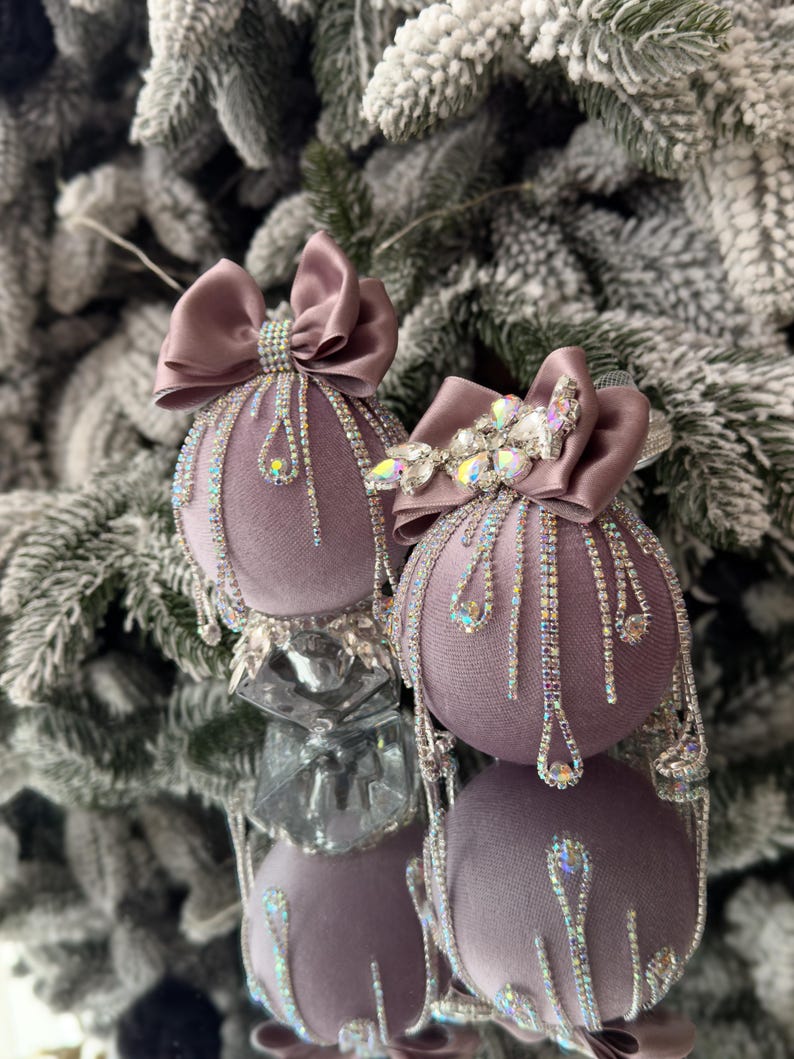 CHRISTMAS DUSTY MAUVE Tree Ornaments 3.15” Velvet Baubles for Holiday ...