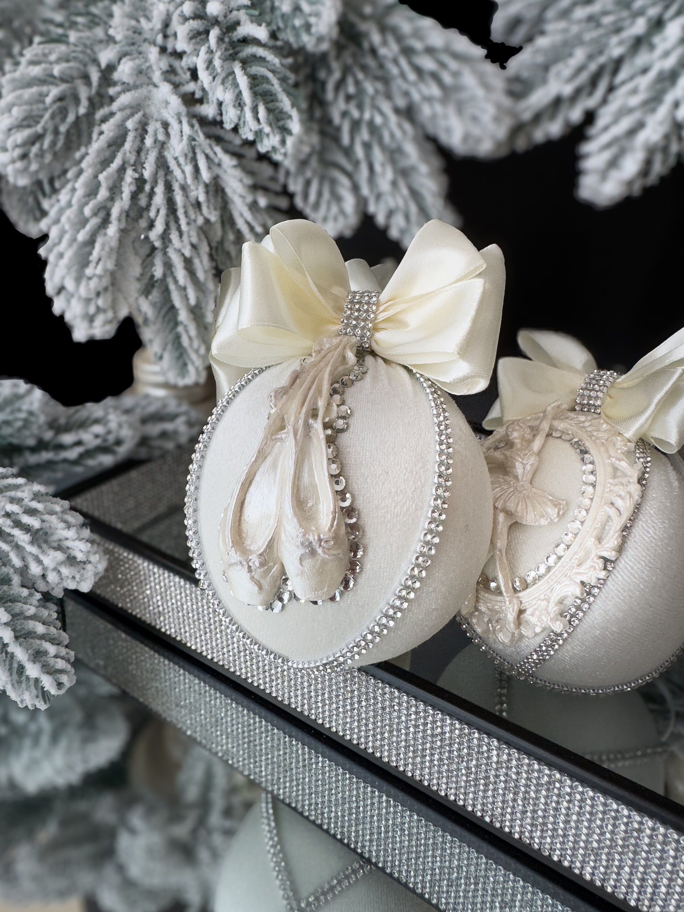 MILK Velvet Christmas 3.15ornaments, MILK Christmas Balls, Christmas ...