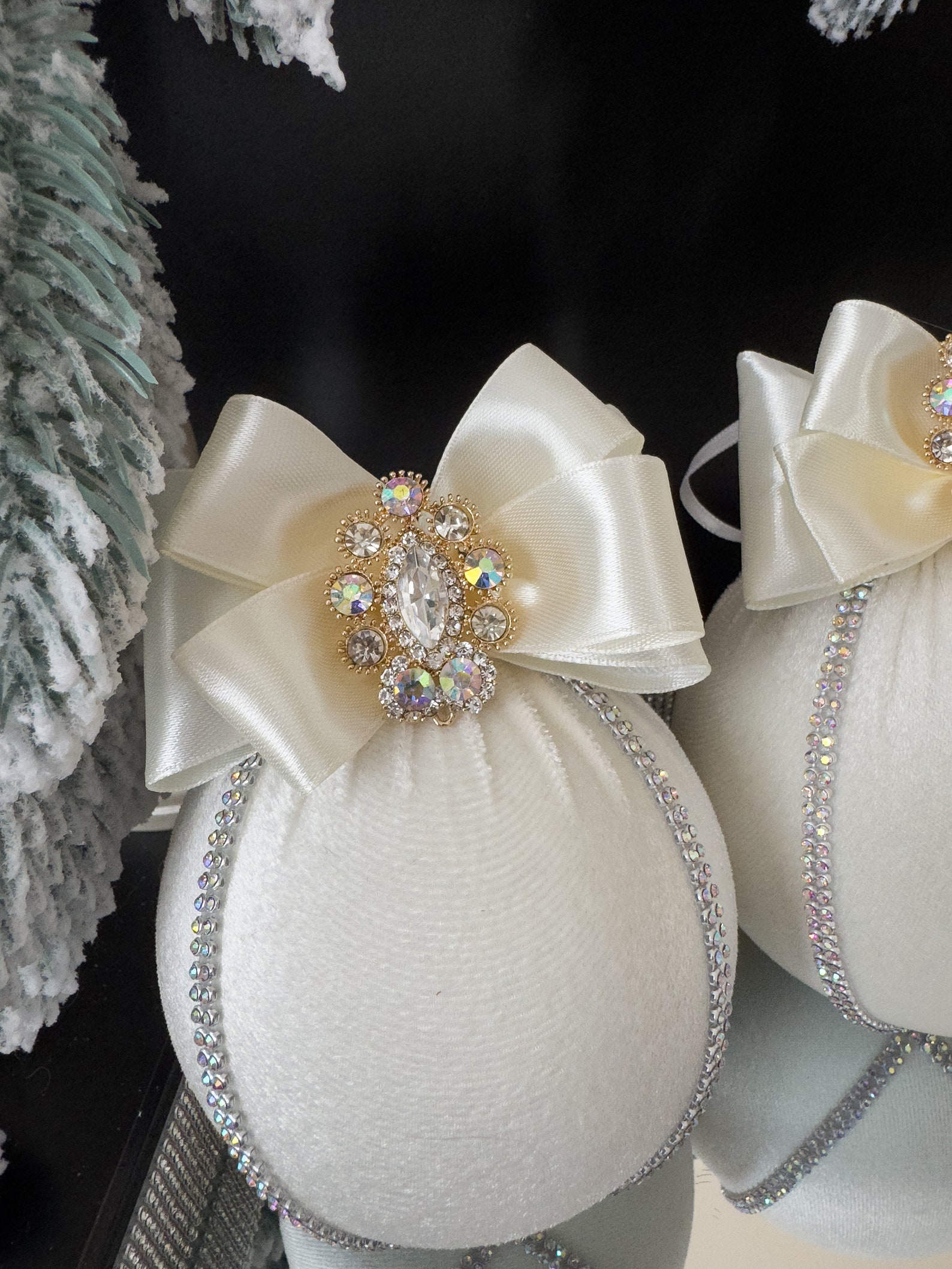 Ivory Christmas Ornaments 3.97/ 3,15, Ivory Velvet Xmas Balls, Ecru ...