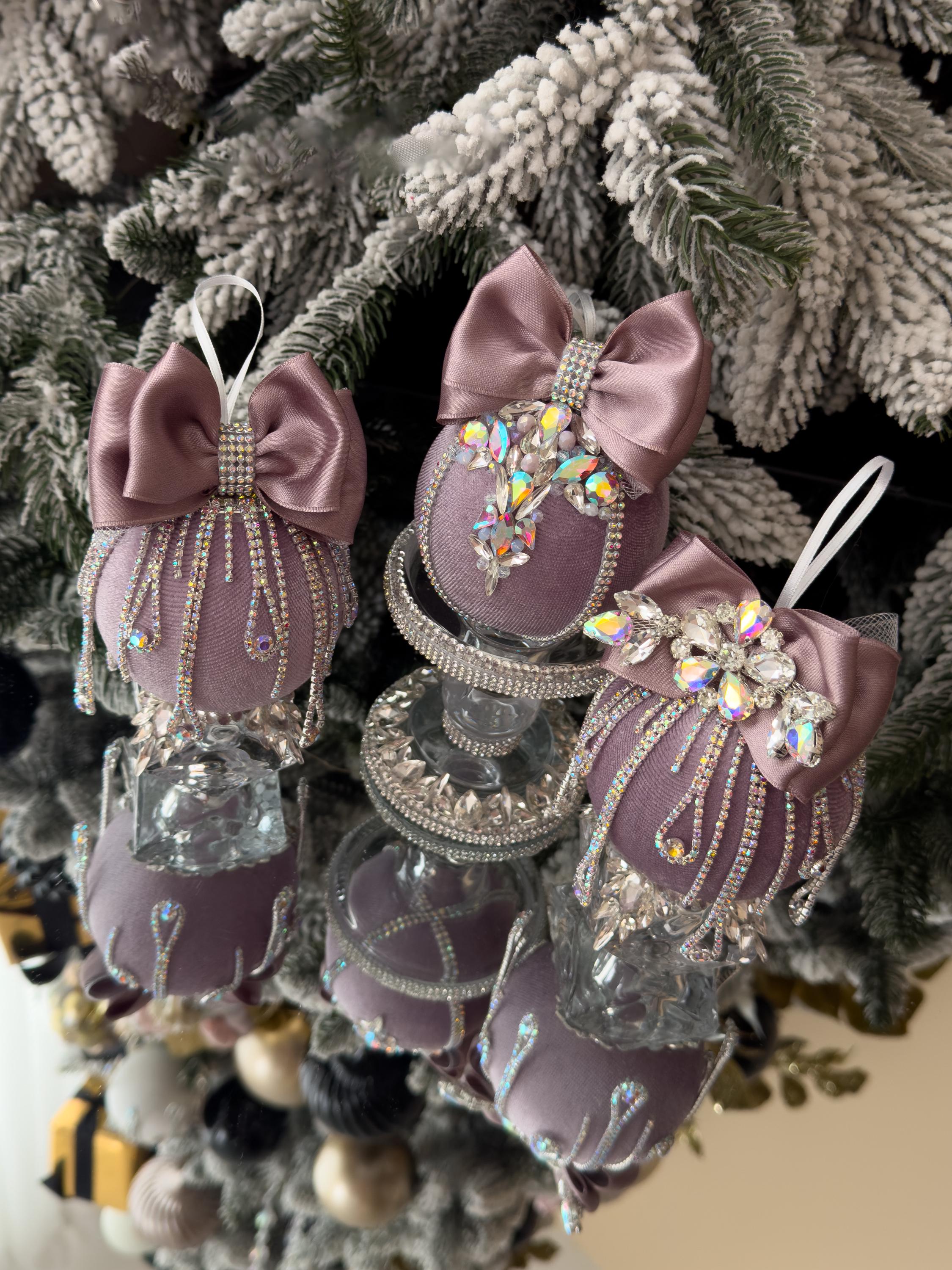 CHRISTMAS DUSTY MAUVE Tree Ornaments 3.15” Velvet Baubles for Holiday ...