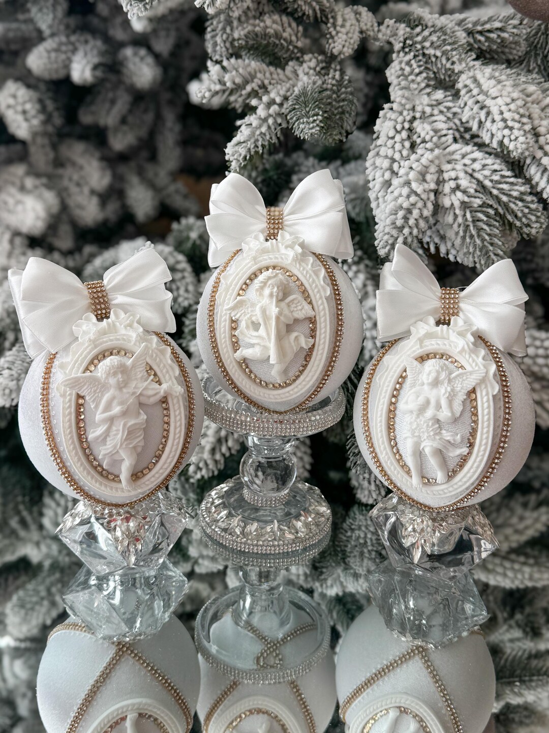 WHITE VELVET CHRISTMAS Baubles 4”- Rhinestones Decorations for Home ...
