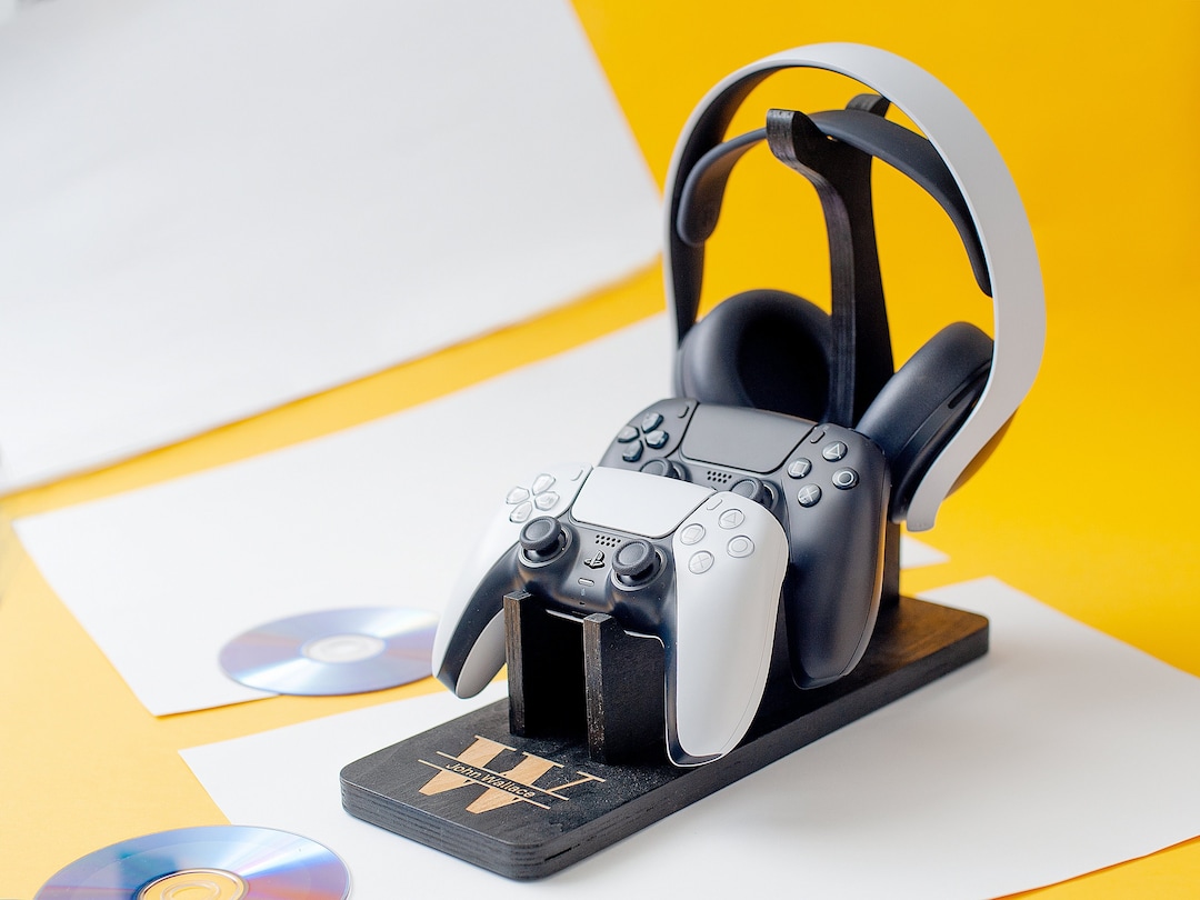 Personalized Wooden Headphones Holder and Controller Stand, Controller ...