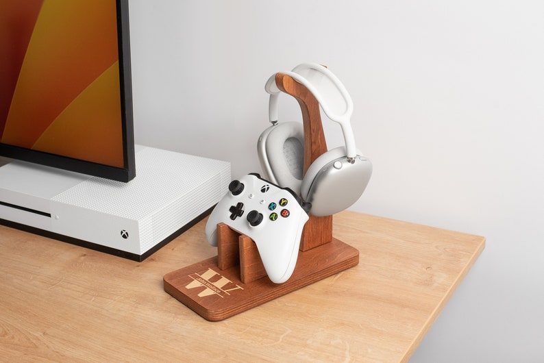 Single Controller Stand With Headphone Holder - Etsy