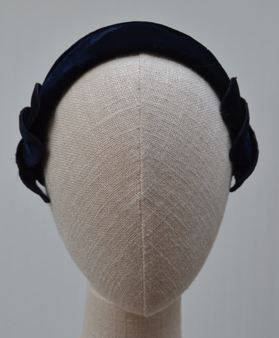 1950s Marten Model, Deep Inky Midnight blue velvet, L… - Gem