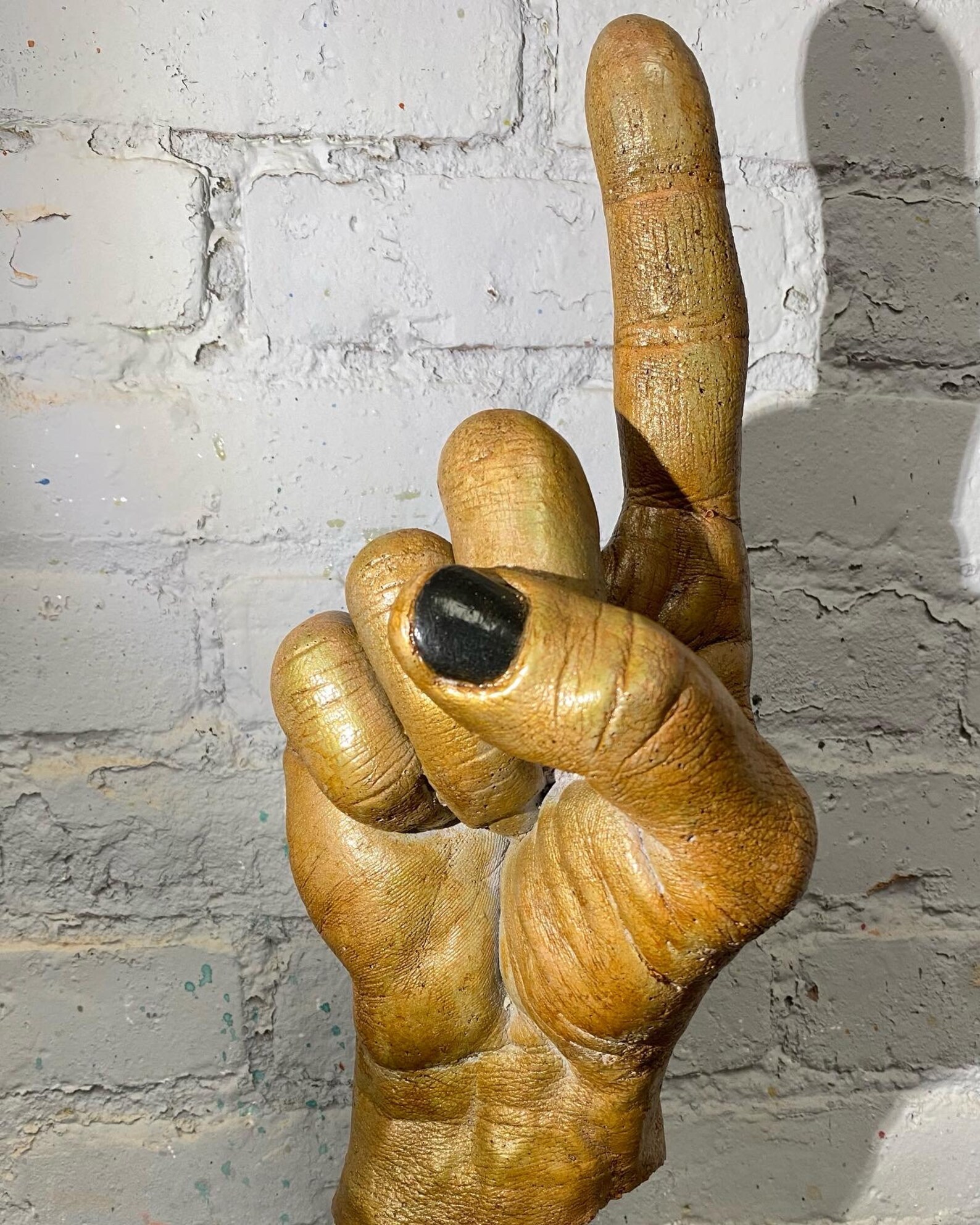 Large Finger Pointing Statue, Pointing Hand Art, Large Hand Sculpture ...