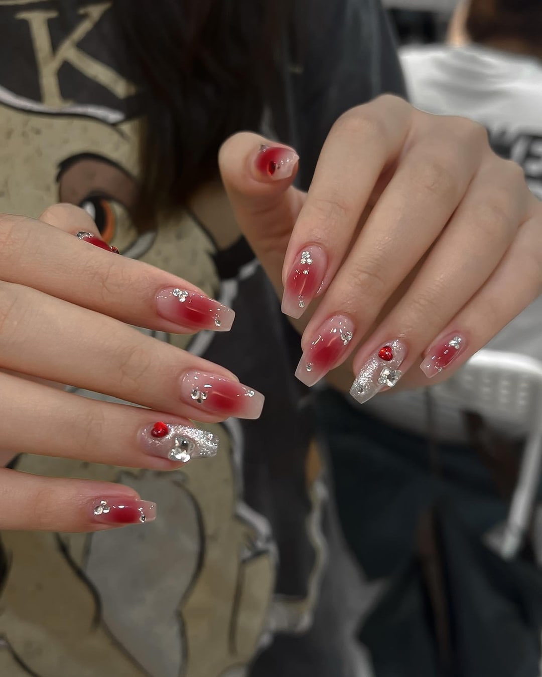 Red Center Ombre Acrylic Press on Nails With Cat Eye and Jewel Design ...