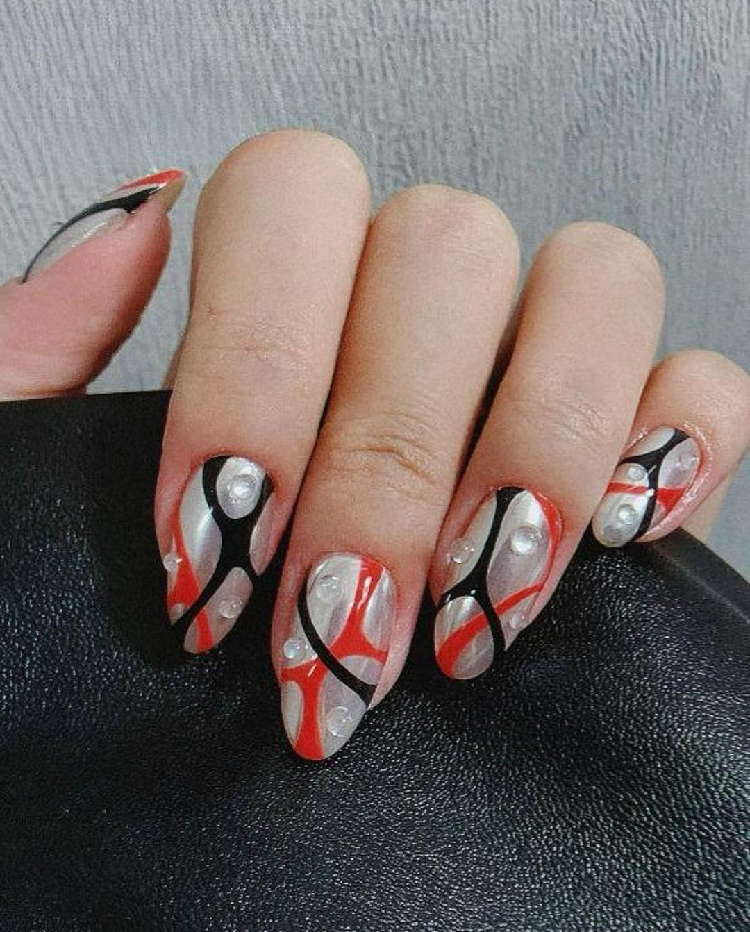 Sliver Nails With Black and Red Line Nails, Press on Nails, Tongsenail ...