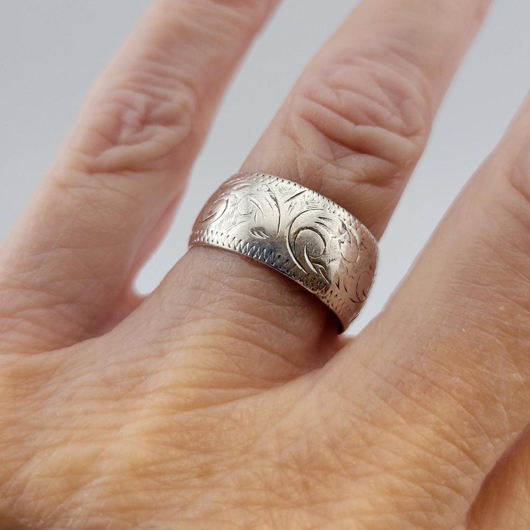 Vintage Siam Engraved Sterling Ring, Wide Band Style, Made in Siam ...