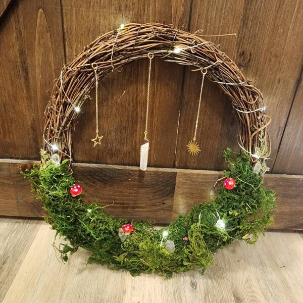 Moss Wreath - Etsy
