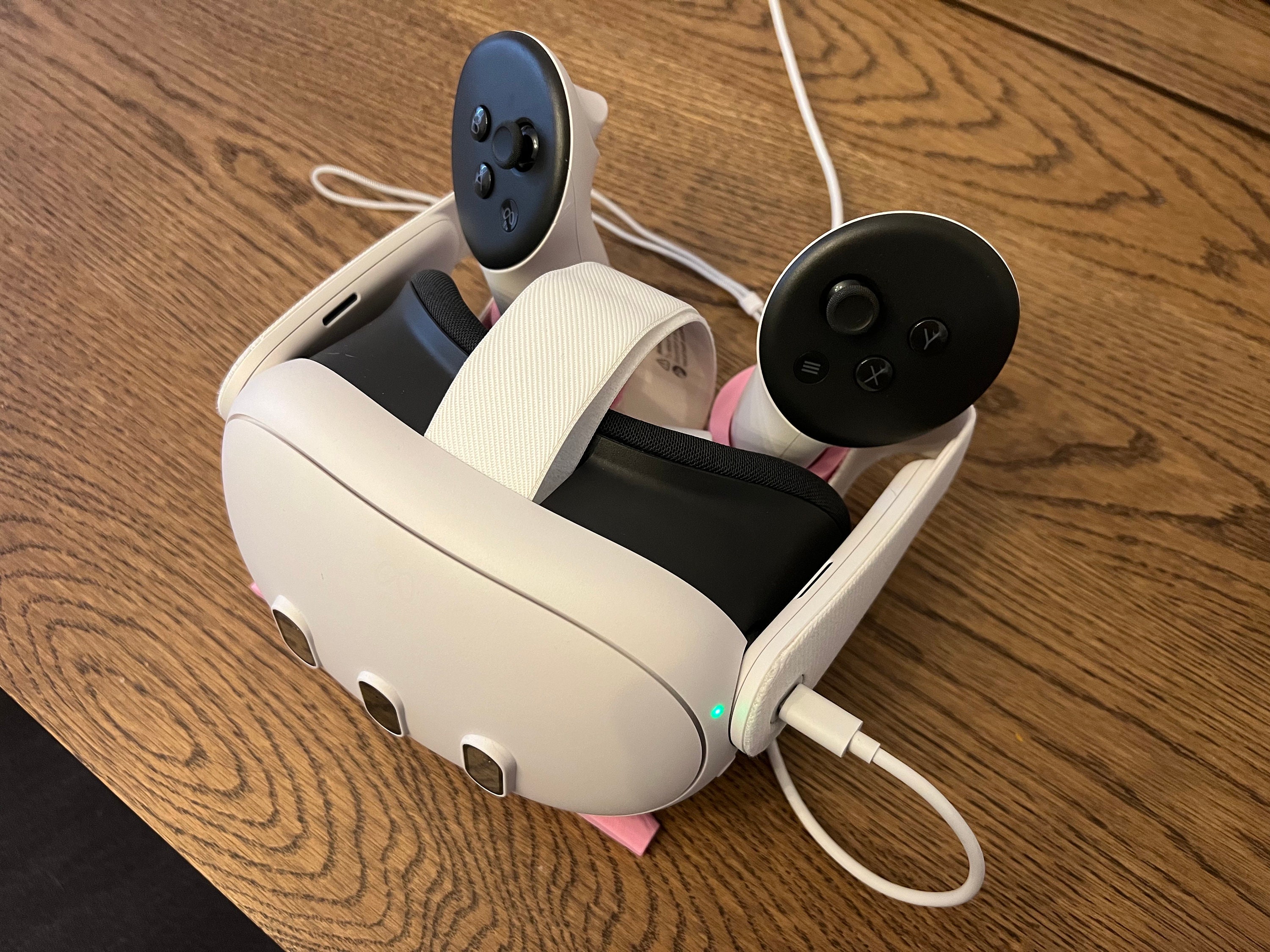 Meta Quest 3 Stand 3D Print Meta Quest Display Charging Station VR ...