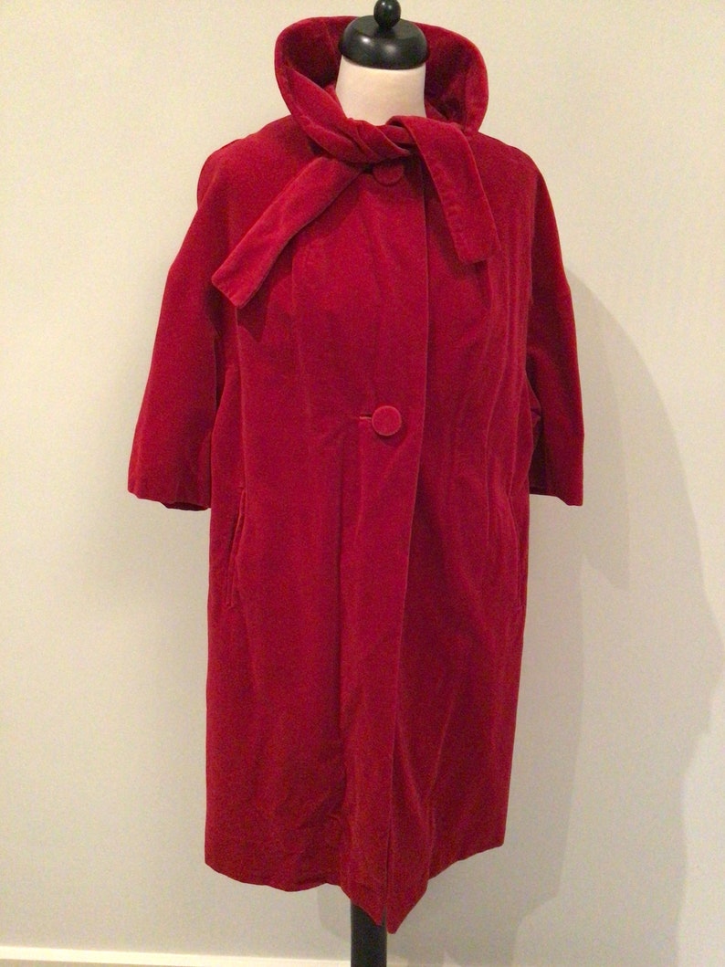 Vintage 60s Velvet Coat by Leslie Raymond of London; High Collar, 3/4 ...