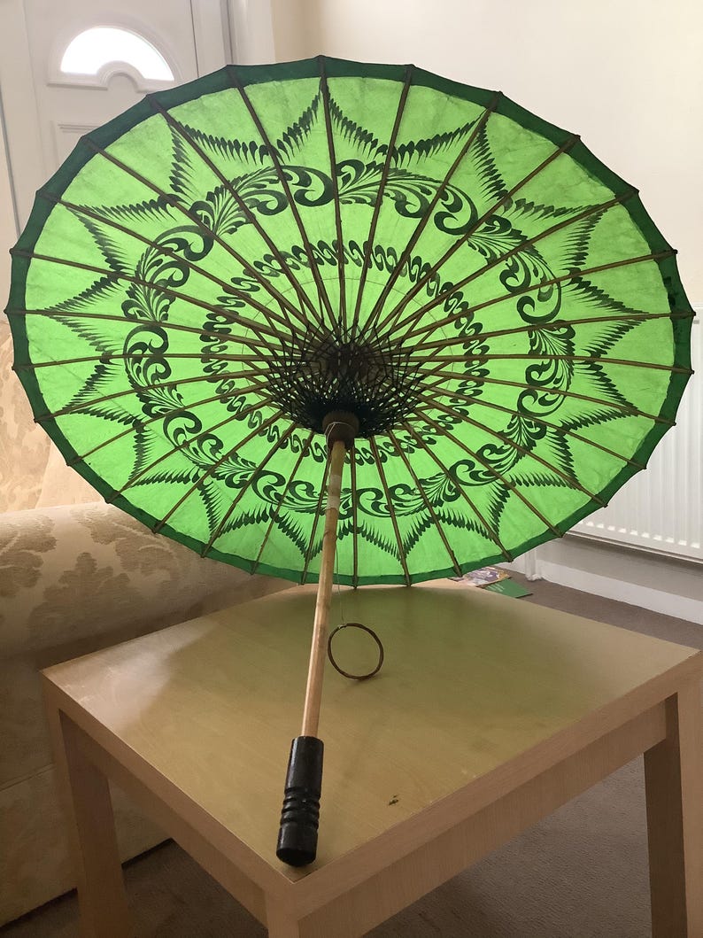 Handmade Traditional Oil Painting Burmese Sun Parasol (pathein), Large ...