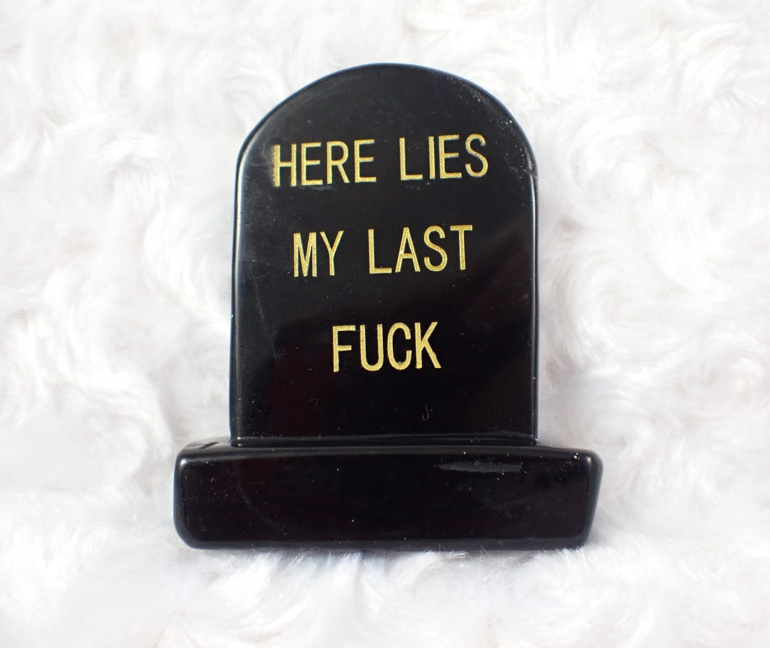Funny Black Obsidian Headstone Crystal Carving - Here Lies My Last F@ck ...