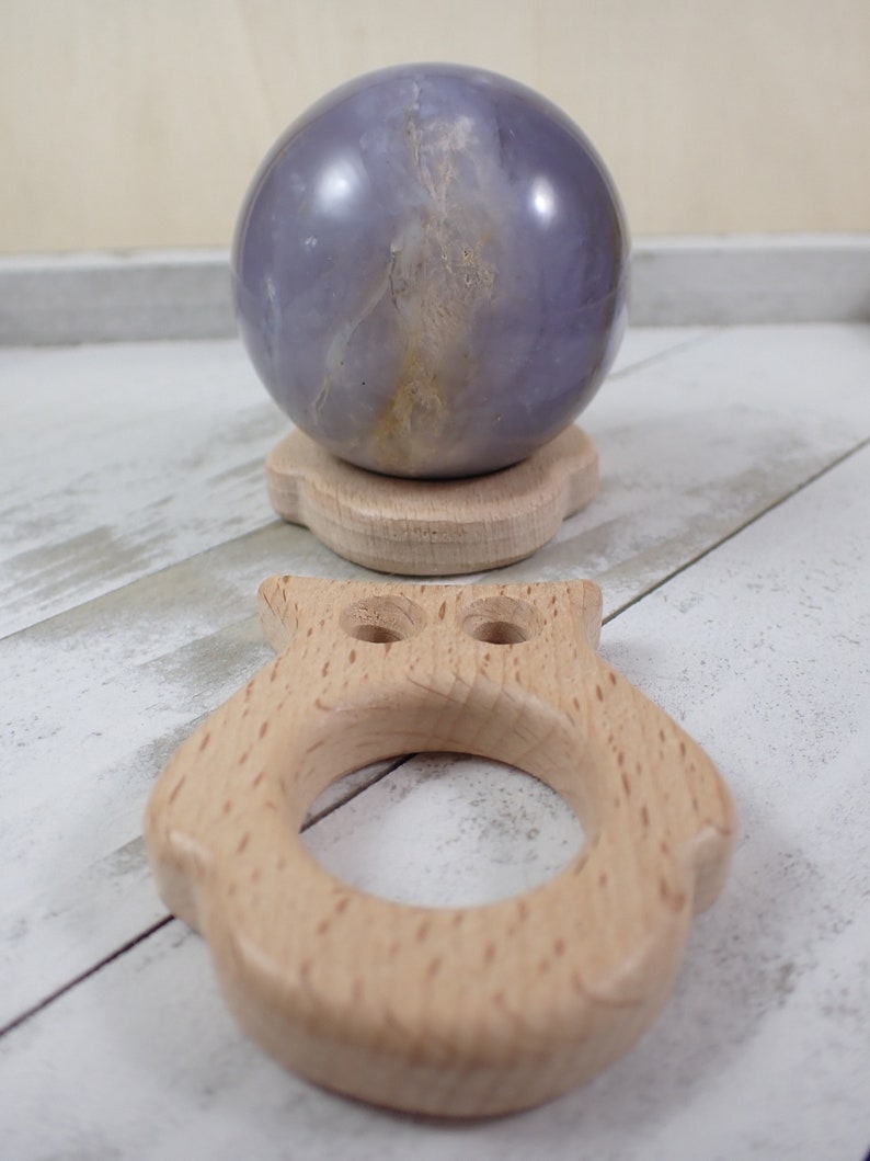 Adorable Owl Shaped Wooden Sphere Stand - Rounded Smooth Sphere Holder ...