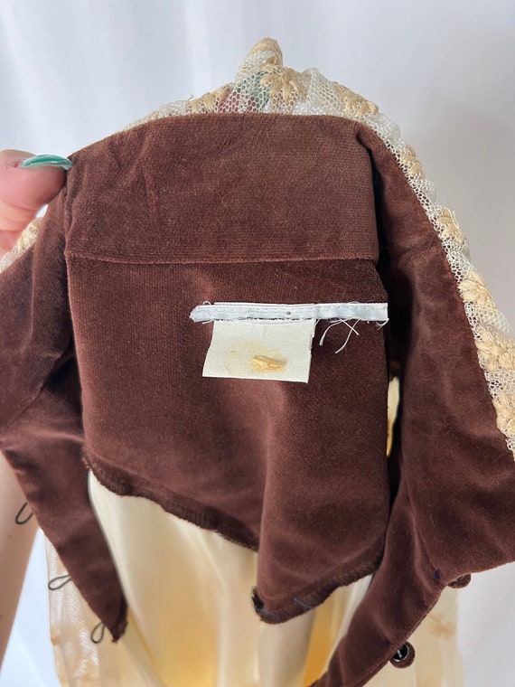 Vintage Midi Length Off-White and Brown Velvet Prairi… - Gem