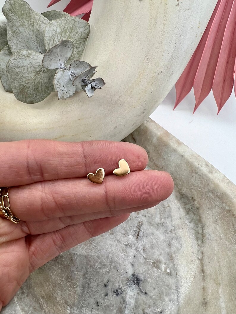 Tiny Heart Stud Earrings | 14k Gold Filled, Mother's Day, Valentine's Day - Etsy