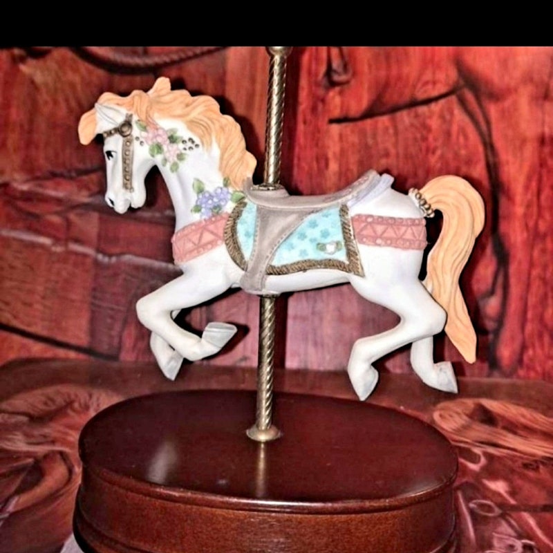 Musical Carousel - Etsy