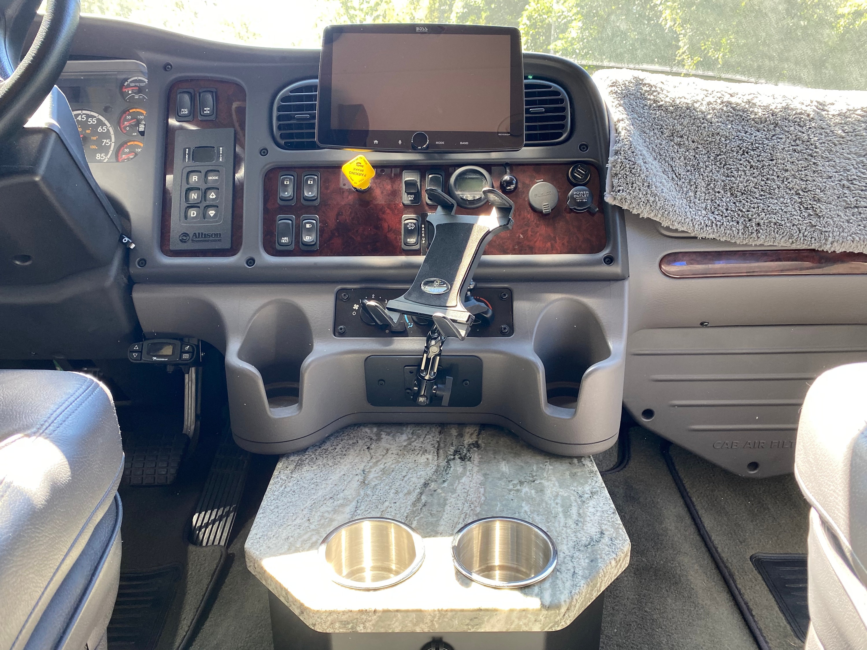 RAM and AMPS Mounting Plate for Tablet / Phone for M2 Freightliner - Etsy