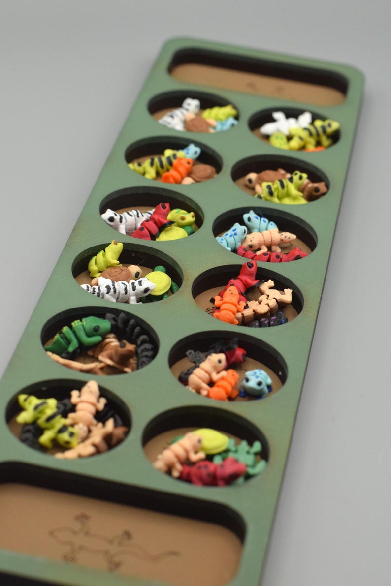 Reptile Mancala Game: Lizard, Frog, Snake & Turtle Pieces - Etsy