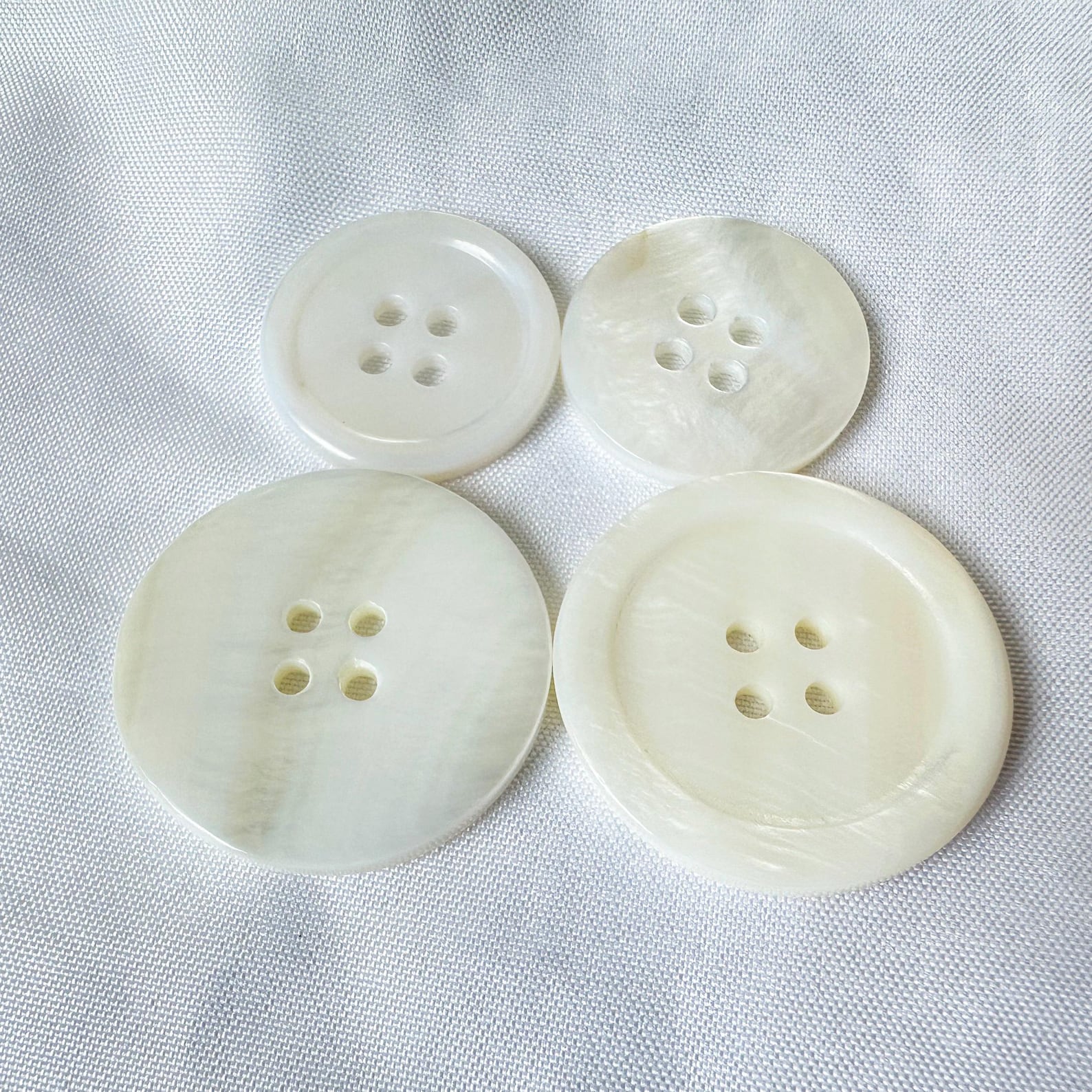 Wholesale Sale Real Mother of Pearl Natural Shell Buttons. 4 Hole. Bulk ...