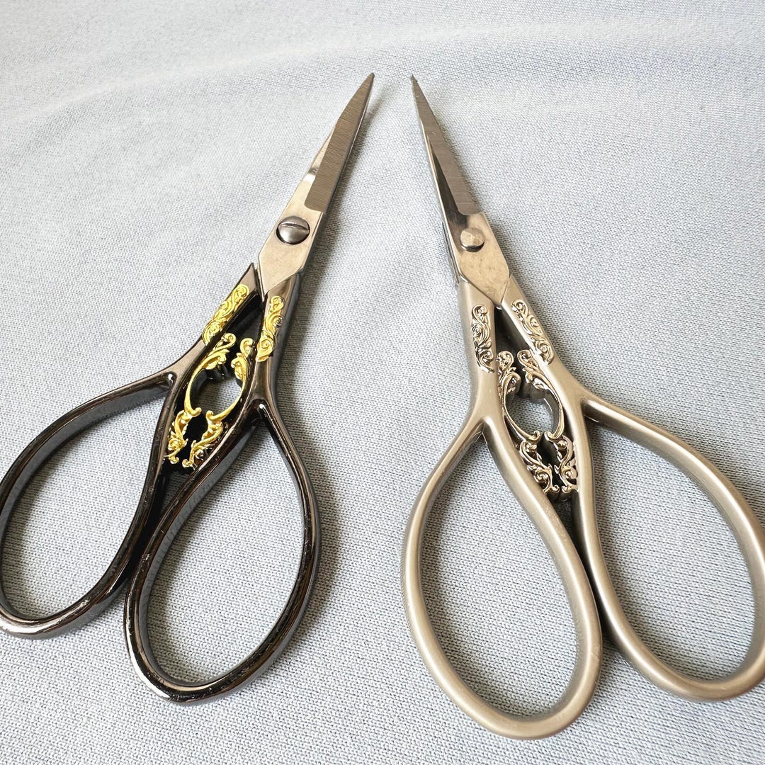 Retro Ripple Handle Decorative Embroidery Scissors in 6 Colors. Vintage Scissors, Sewing ...