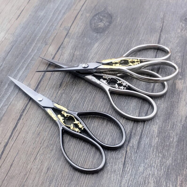 Retro Ripple Handle Decorative Embroidery Scissors in 6 - Etsy