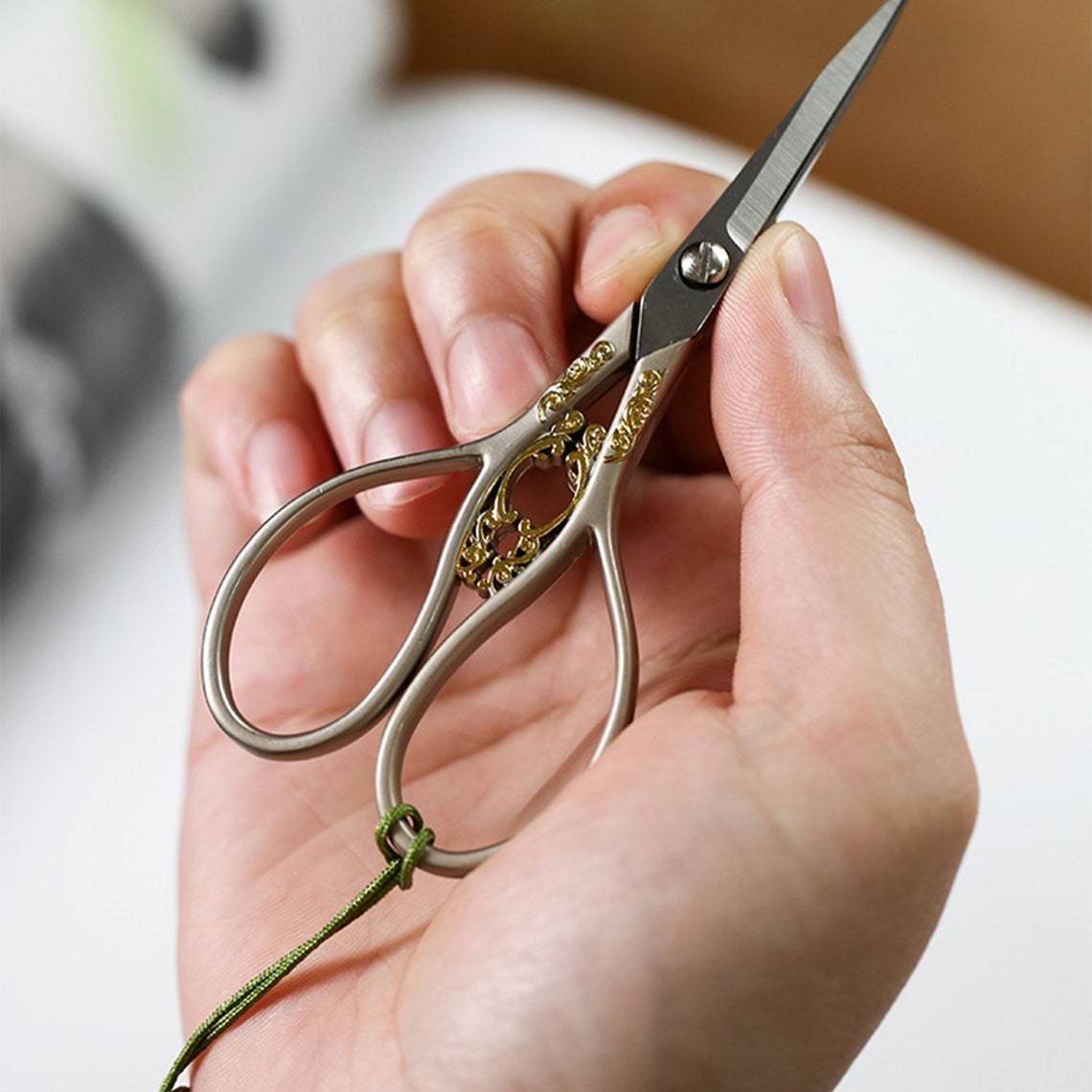 Retro Ripple Handle Decorative Embroidery Scissors in 6 - Etsy