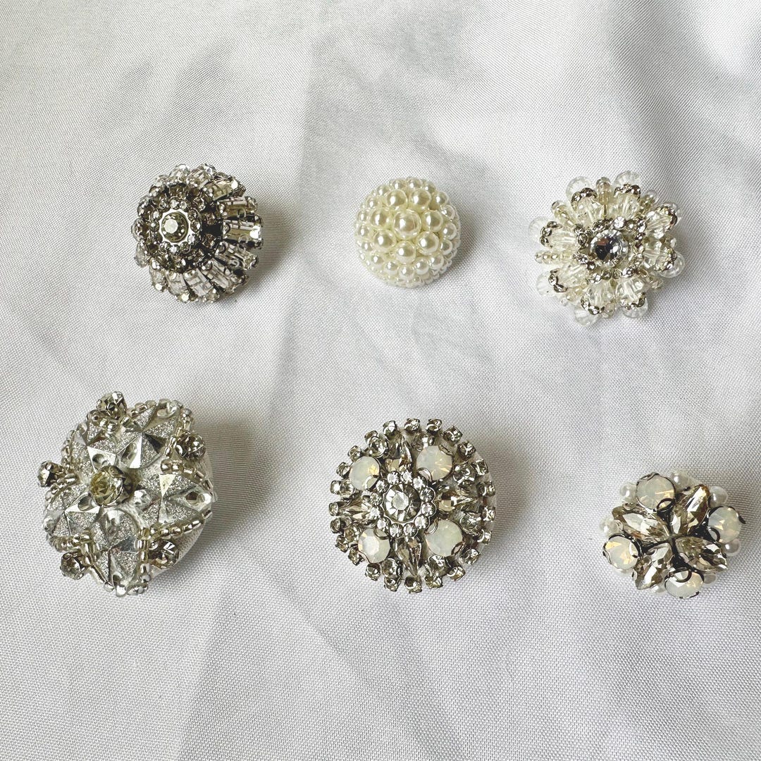 6 Style Rhinestones Domed Buttons Silver Tone.jewel & Diamanté ...