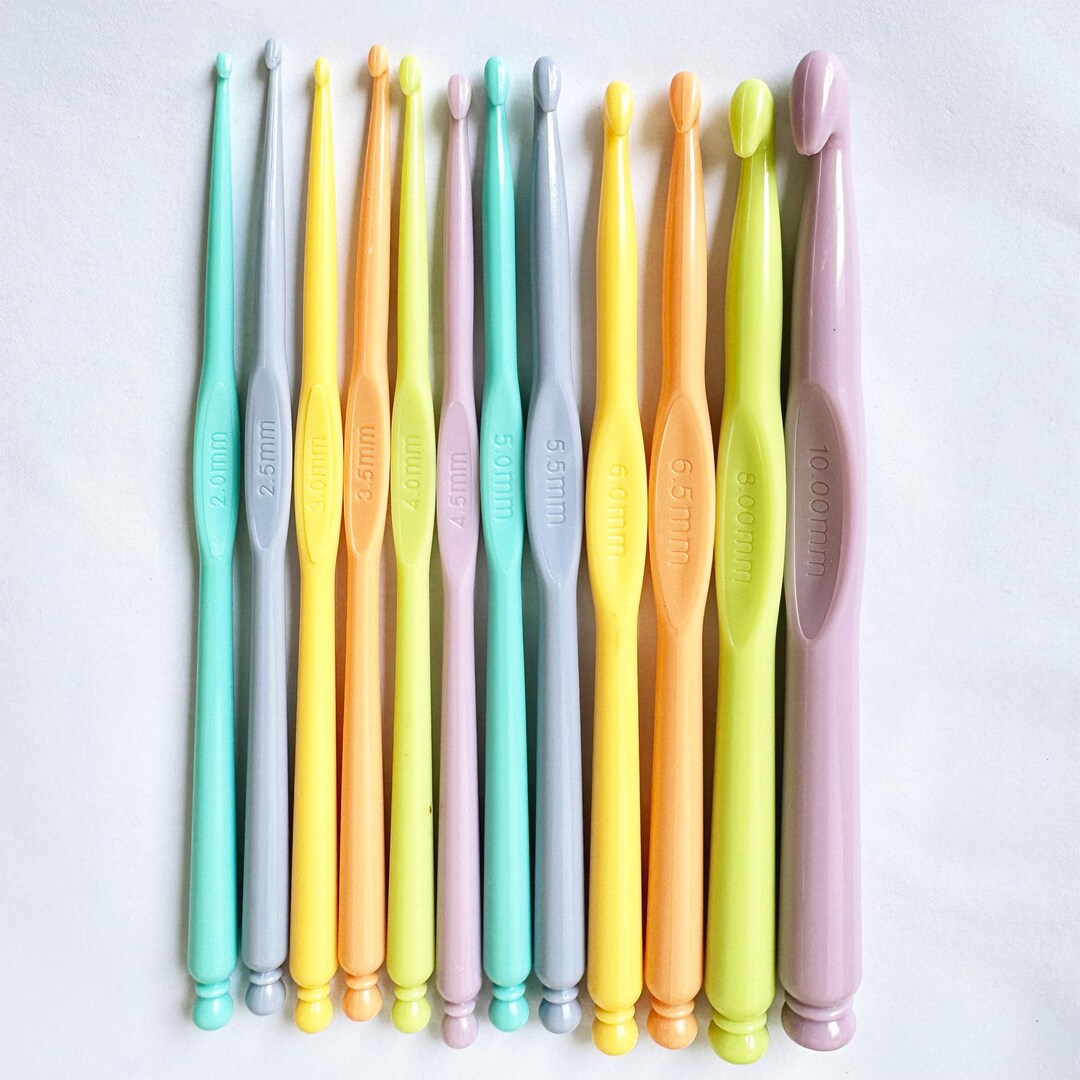 Ergonomic Crochet Hook.2-10mm.12 Sizes for Pick. Colored Organic ...