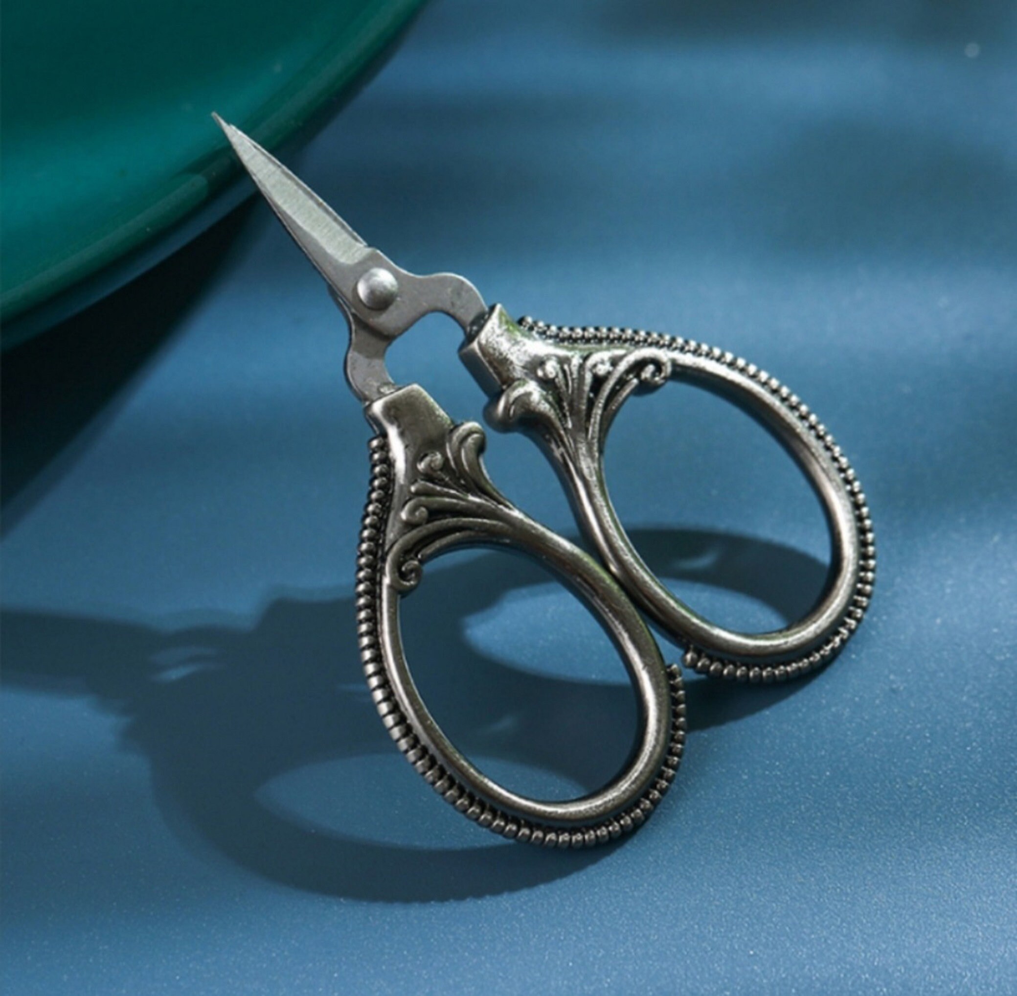 Mini Embroidery Scissors 4 Colors Available. Small Vintage - Etsy