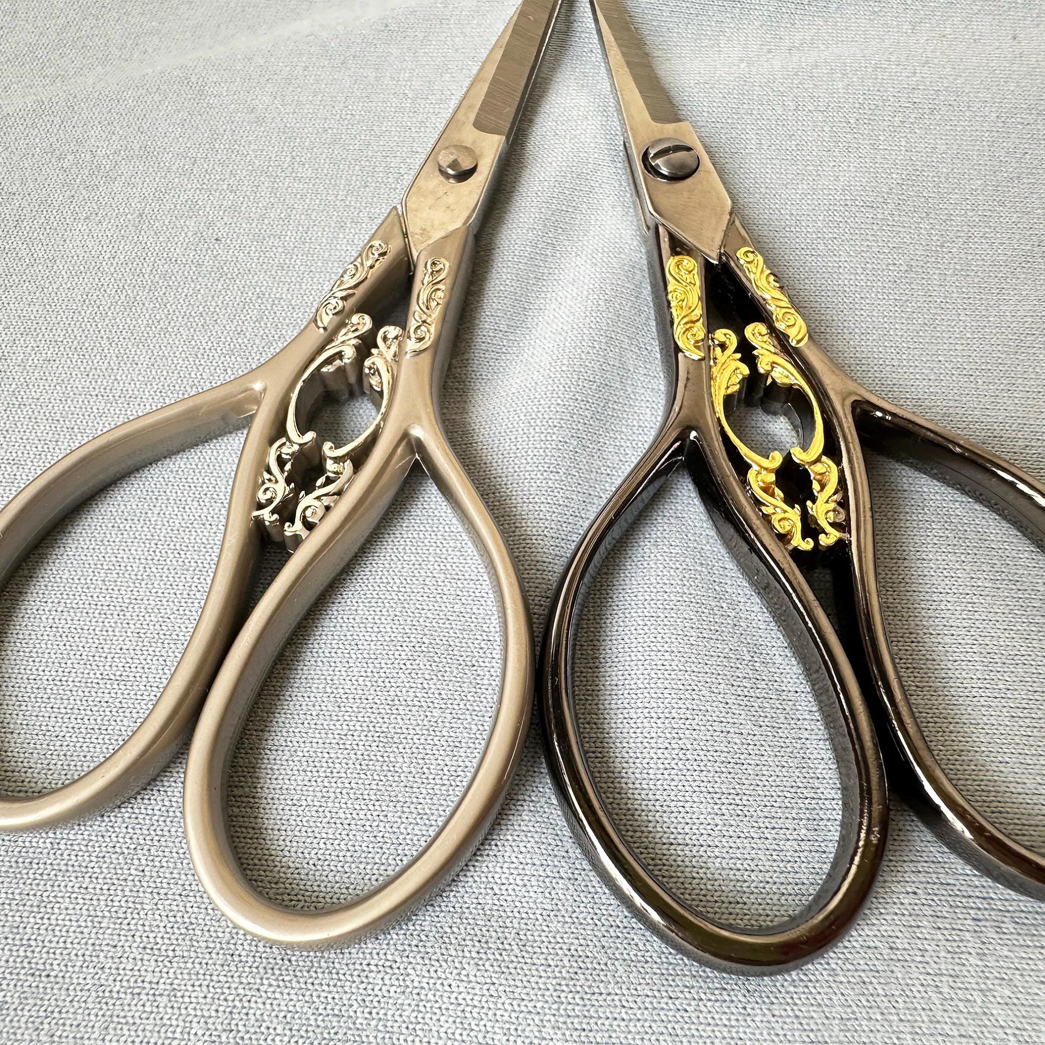 Retro Ripple Handle Decorative Embroidery Scissors in 6 Colors. Vintage ...
