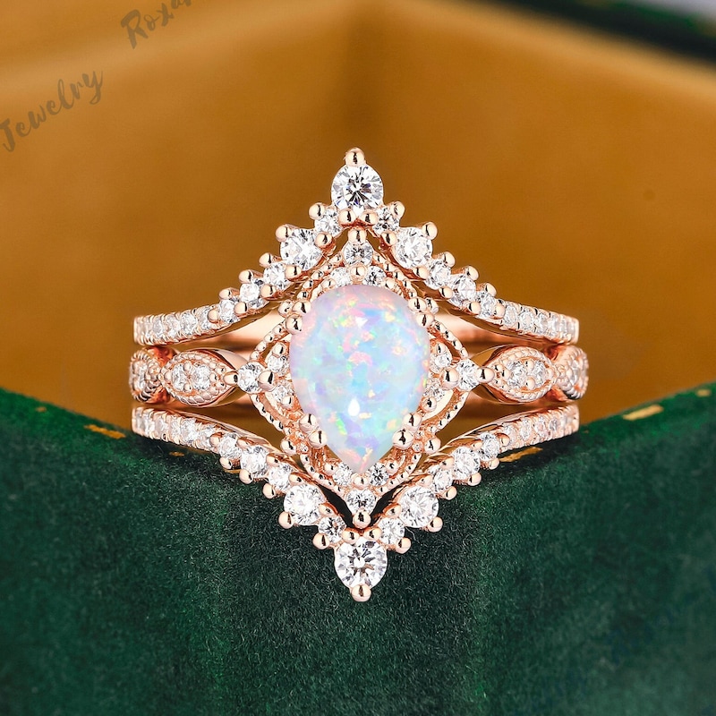 Engagement Ring Set - Etsy