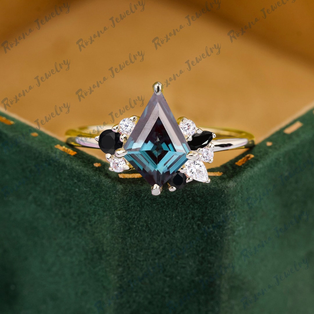 Kite Cut Alexandrite Engagement Ring Solid Yellow Gold Cluster Gemstone ...