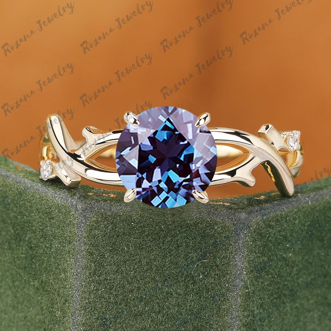 Round Cut Alexandrite Engagement Ring Vintage CVD Diamond Wedding Ring ...