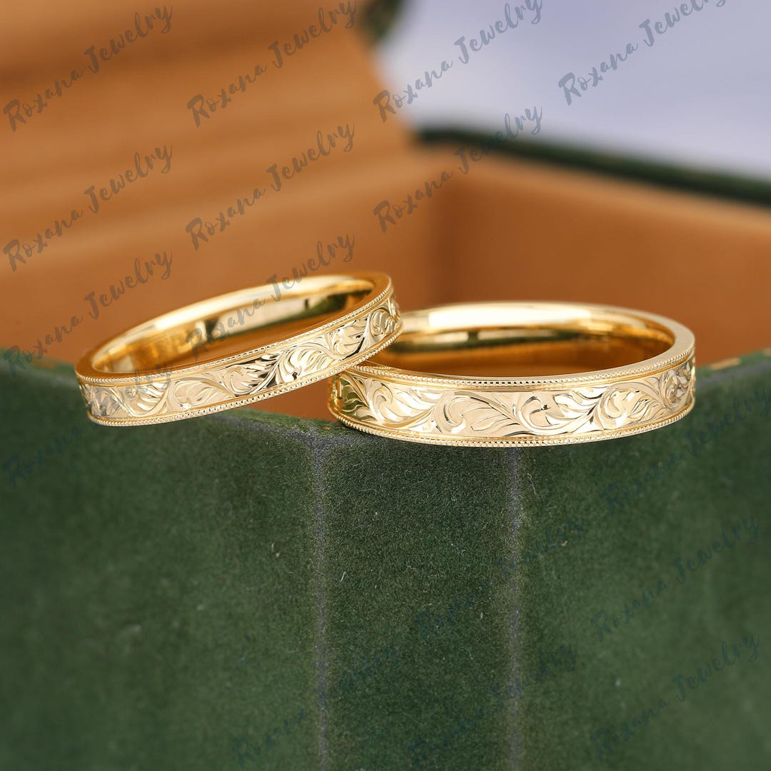 Solid Gold Ring Hand-carved Pattern Wedding Band Delicate Dainty Ring ...