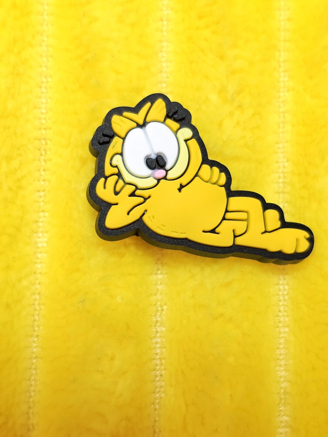 Garfield Laying Down Shoe Charms - Etsy