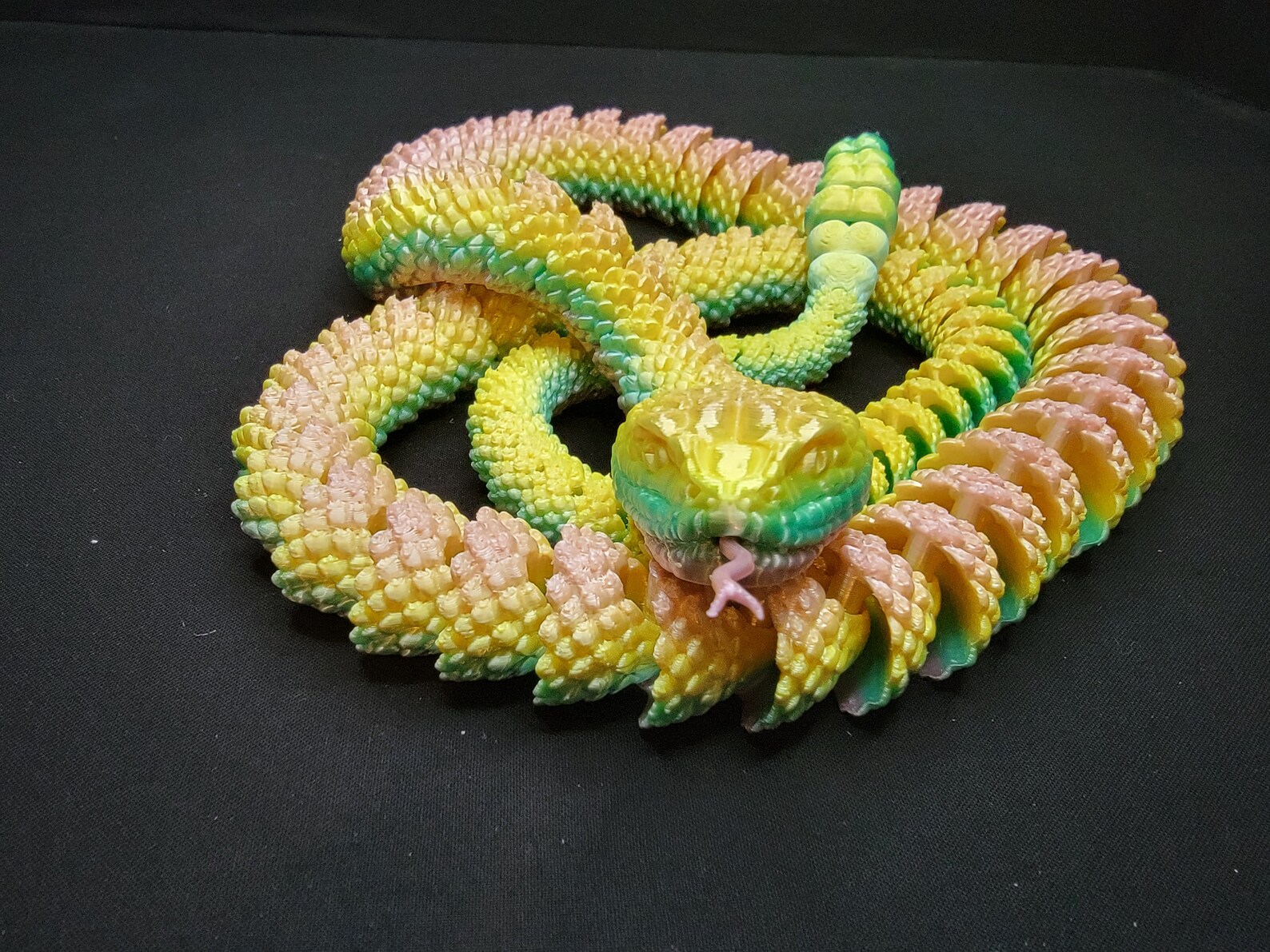 3D Printed Articulating Flexi Snakes (rattlesnake/standard) (standard ...