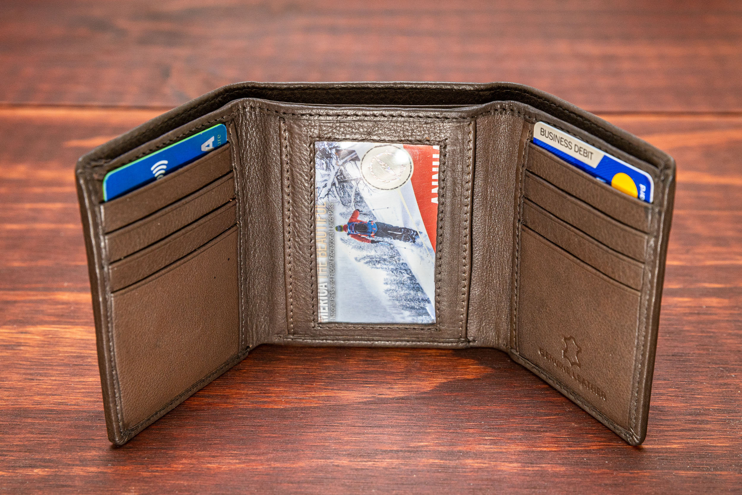 Personalized RFID Trifold Wallets for Men. 8 Credit Card & 1 ID Holder ...