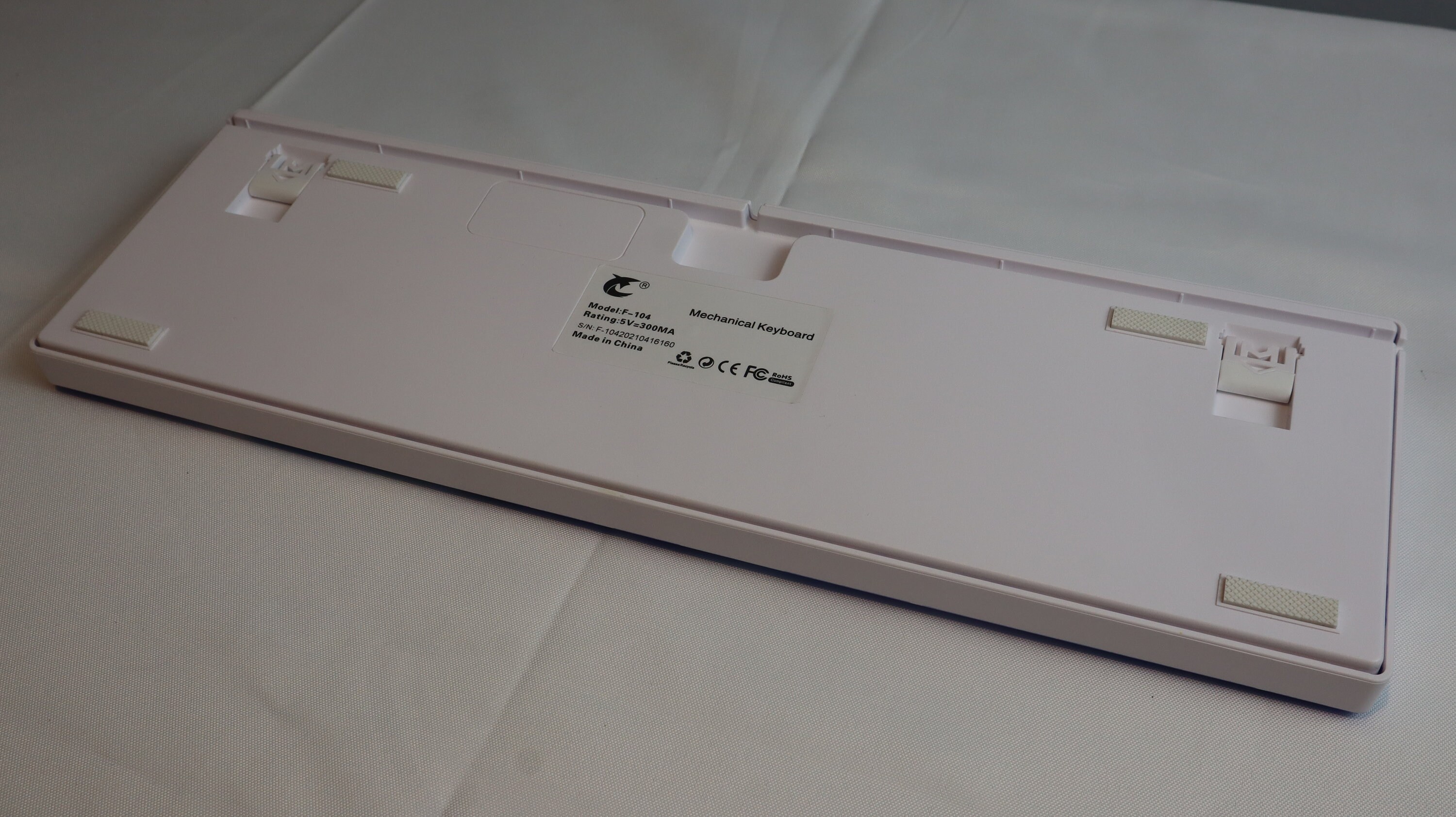 JIYUE 104 Keyboard Yelan Themed Keyboard and KTT Mint Switches - Etsy