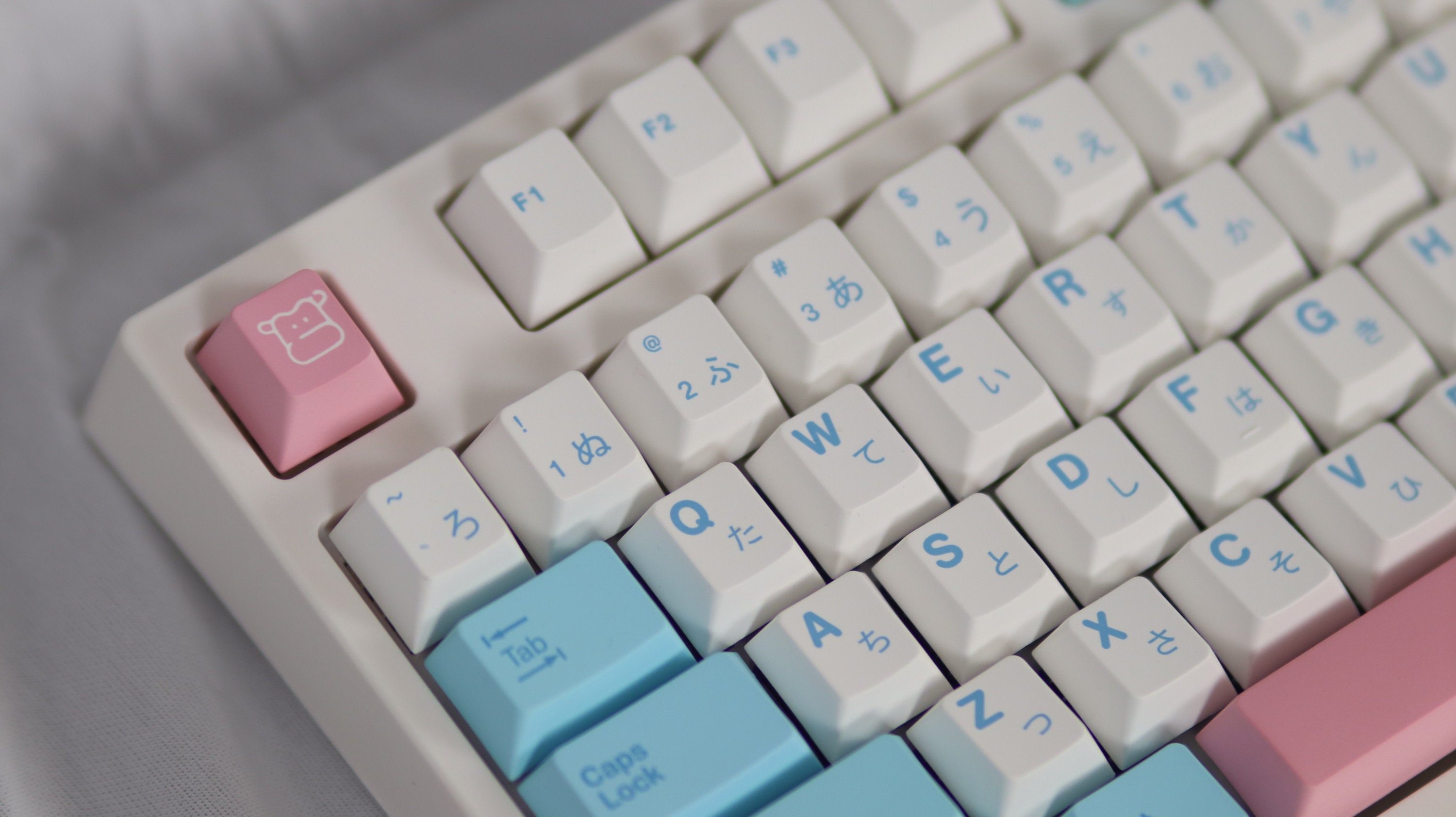 Epomaker TH80 Keyboard With Milk Themed Keycaps and Blueberry - Etsy Canada
